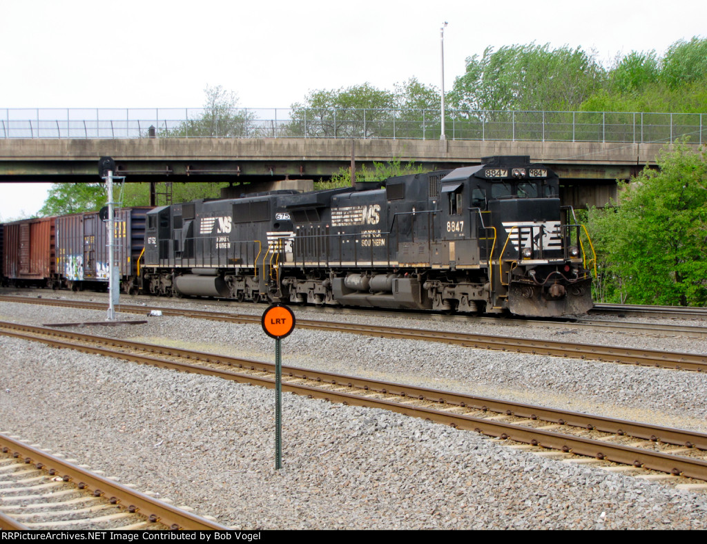 NS 8847 and 6752